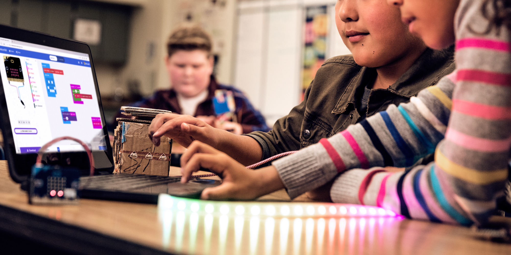 Windows 10 EduWins devices for education | Microsoft M365 from XMA